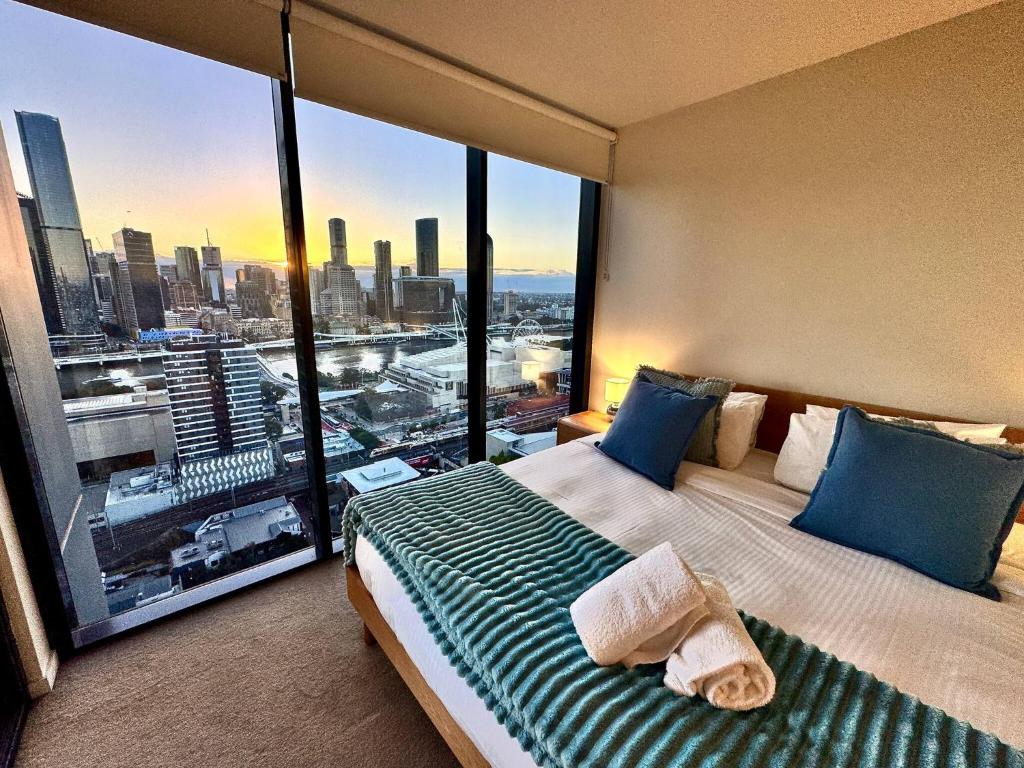 27FL River & City Views + Balcony, Pool & Parking, Brisbane (prezzi ...