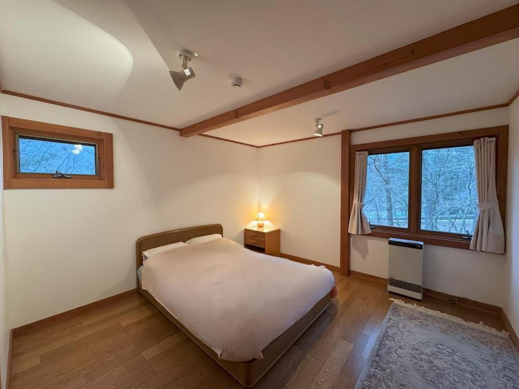 Cabin E Jacuzzi BBQ Hammock Lake Saiko Mt Fuji, Fujikawaguchiko (harga ...