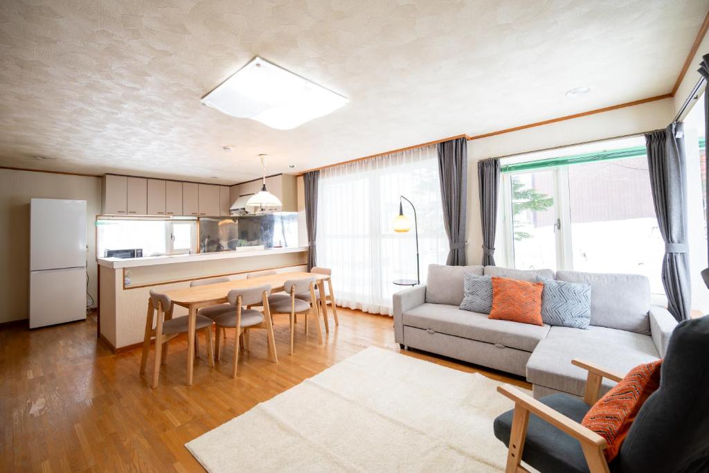 Nukumori -6mins to ski field by walk-, Furano (preços atualizados de 2026)