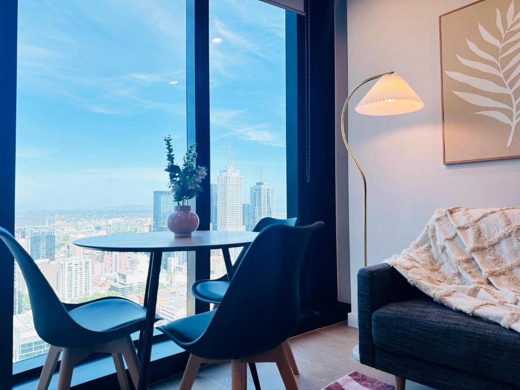 380 Melbourne - High-Rise City View Apt in CBD, Melbourne (precios ...