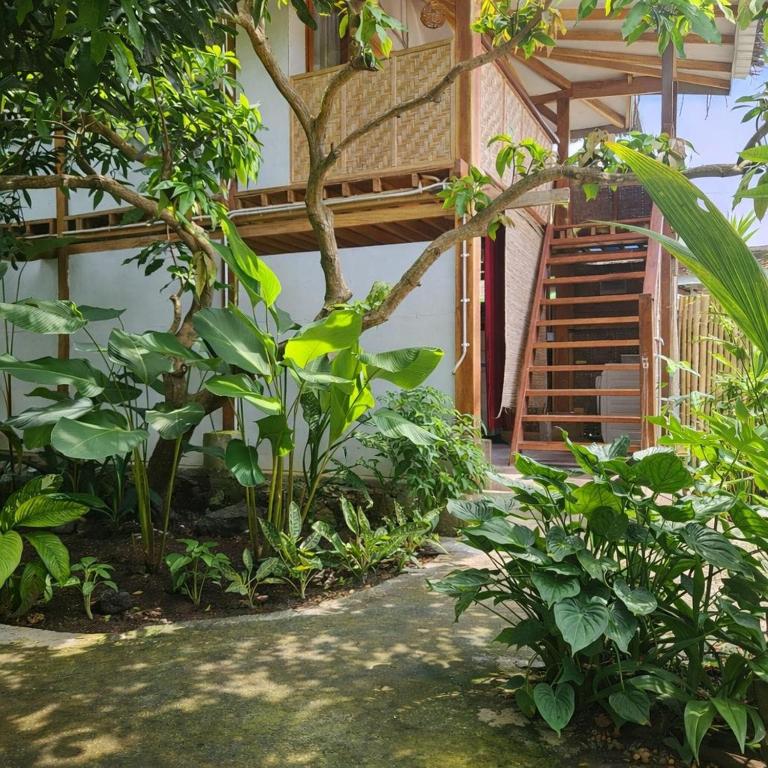 J home stay, Maluk (ažurirane cene za 2026. godinu)