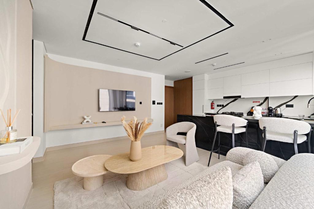 Stylish 1BR with Private Jacuzzi in Business Bay, Dubai (aktualisierte ...