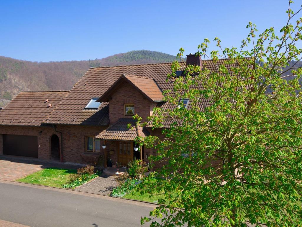 Apartment Fewo Dirks 2 by Interhome, Hemfurth-Edersee (aktualisierte ...