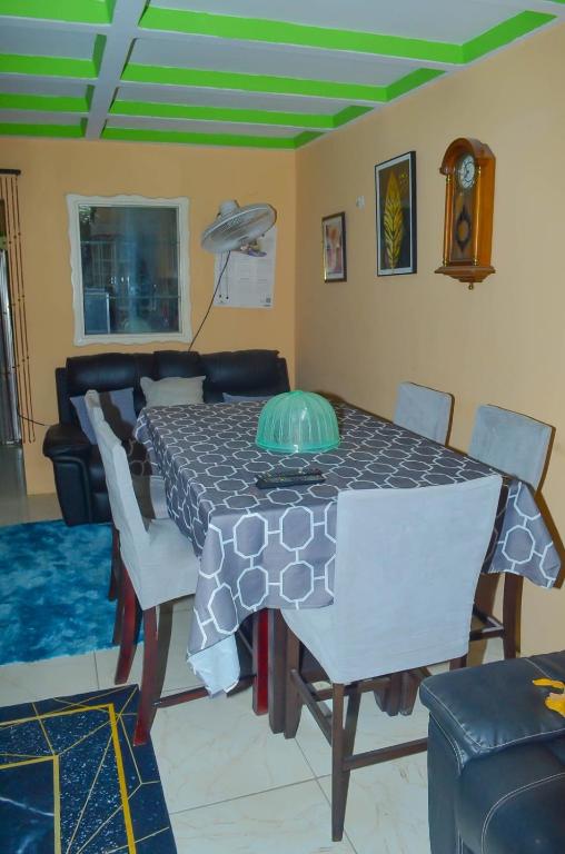 Portmore House, Passage Fort (precios actualizados 2026)