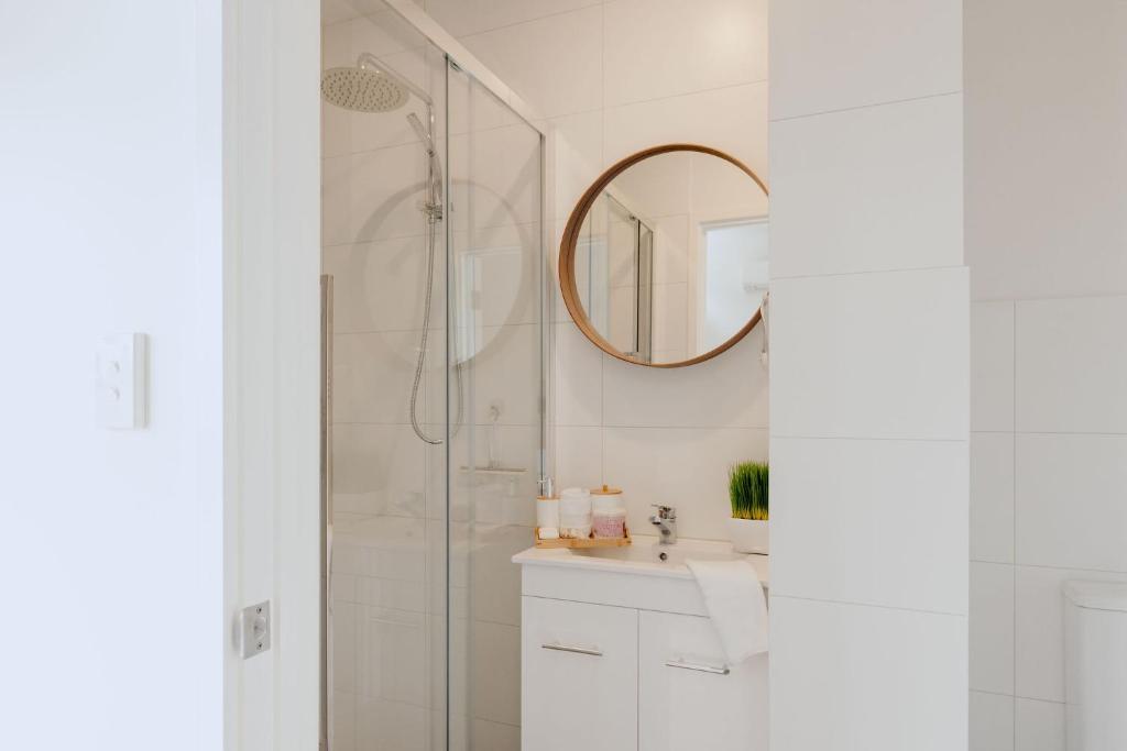 Bailey Nature Escape A Quiet Forrest Haven, Rosa Brook (preços ...