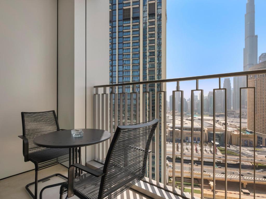 Elegant 2 BDR Full Burj Khalifa View Downtown, Dubai (harga dikemas ...