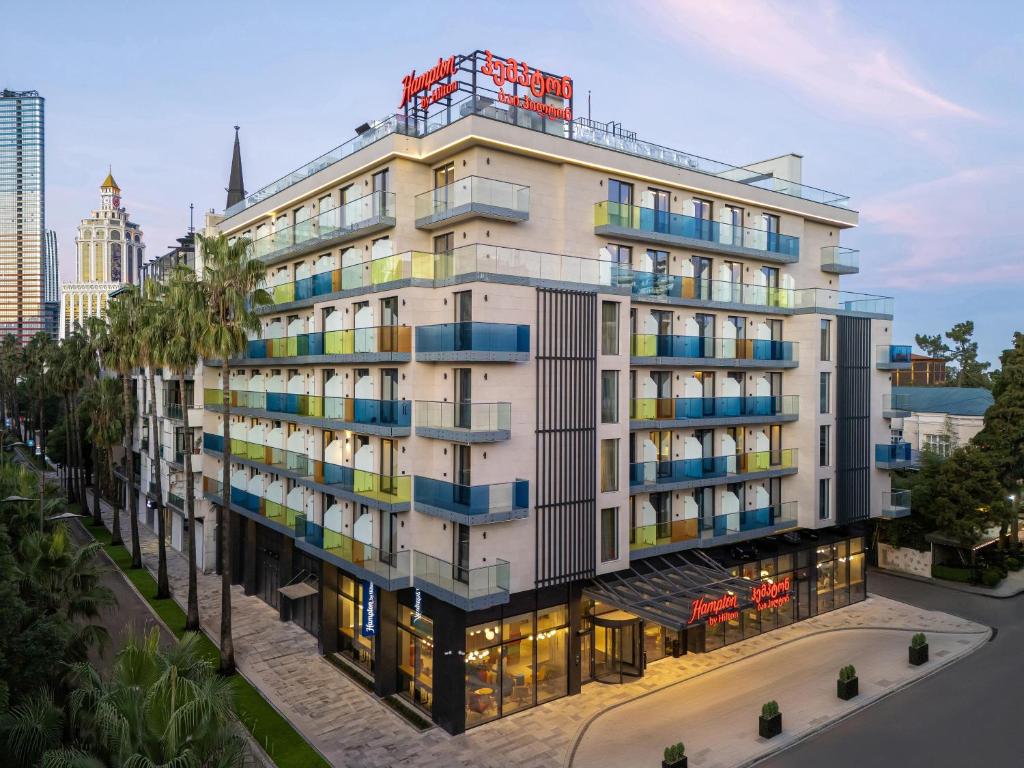 Hampton By Hilton Batumi Center, באטומי (מחירים מעודכנים לשנת 2026)