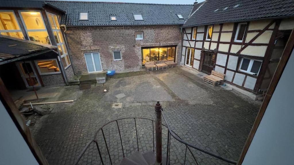 Ferienwohnung Monteurzimmer auf historischem Vierkanthof M, Zülpich ...