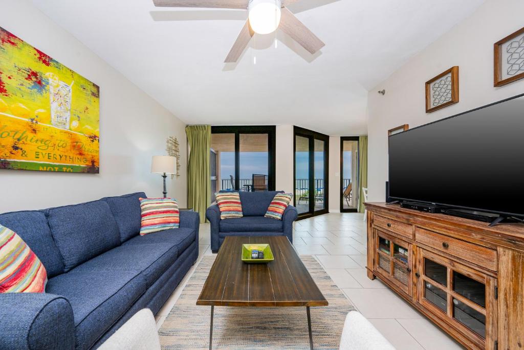 Phoenix East 205, Orange Beach (updated prices 2026)