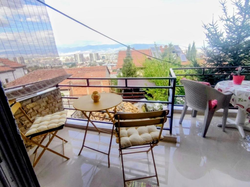 Skopje with beautiful view! สโกเปีย (ราคาอัปเดตปี 2026)