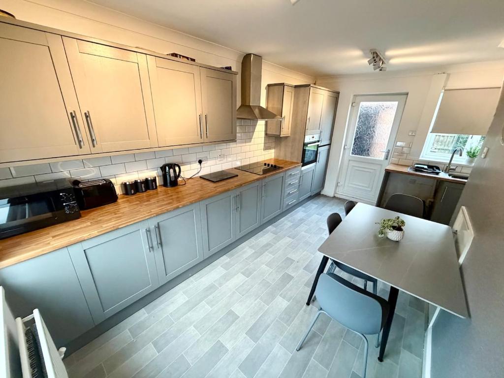 3 Bedroom house Billingham Work-stays, 스톡턴온티스 (2026년 최신 요금)