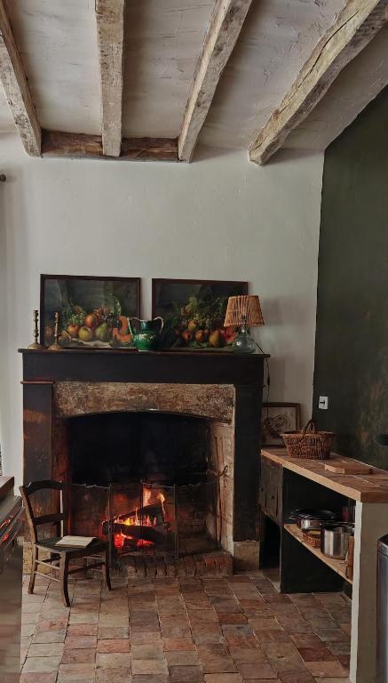 Le Pavillon de Chasse - Castle view - Digital detox, Vernantes (vuoden ...