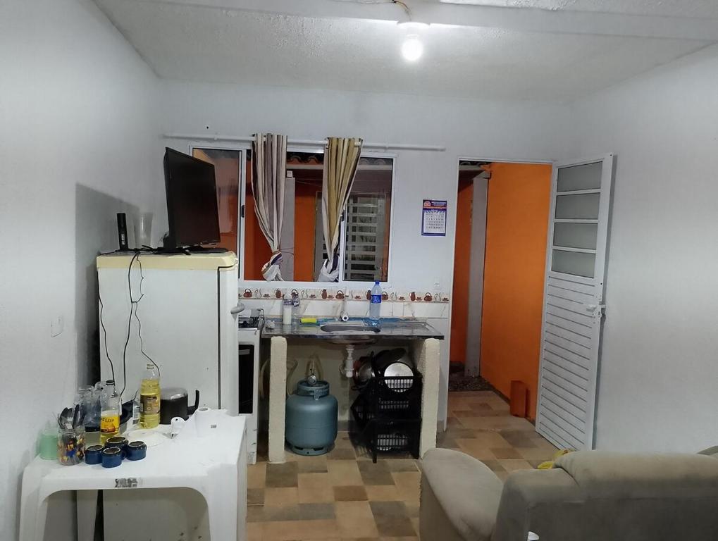 Kitnet a 150 metros da praia de Peruíbe - São Paulo, Peruíbe (precios ...