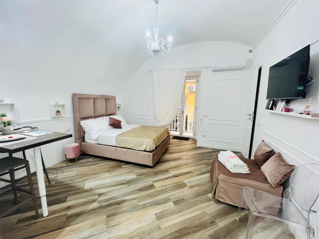 Donn'Anna Naples City Center Luxury Apartment, Nápoles (preços ...
