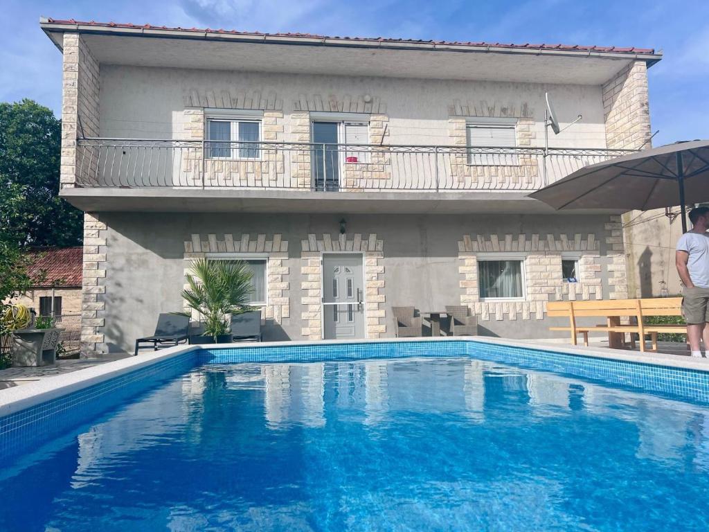 Ferienhaus Samardzic, Otok (tarifs actualisés, 2026)