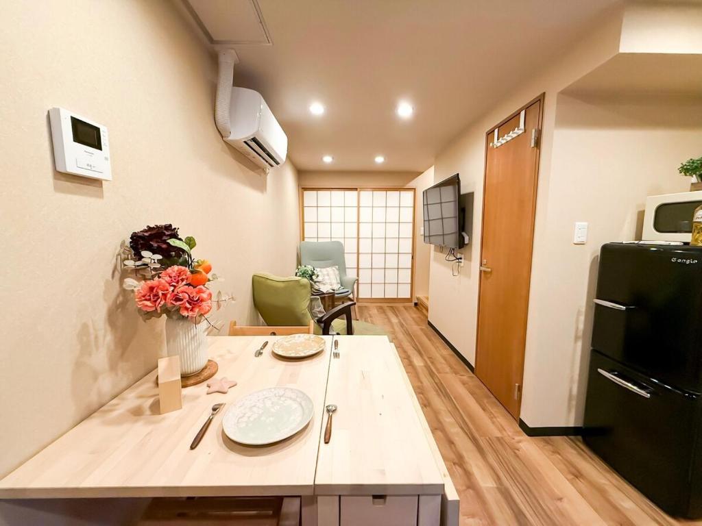 Entire house for 5 people 4 min walk from Teradacho Station Direct to ...