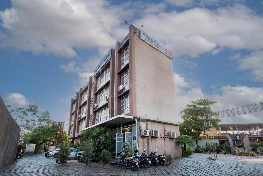 Hotel mahadev residency, Jāmb (updated prices 2026)