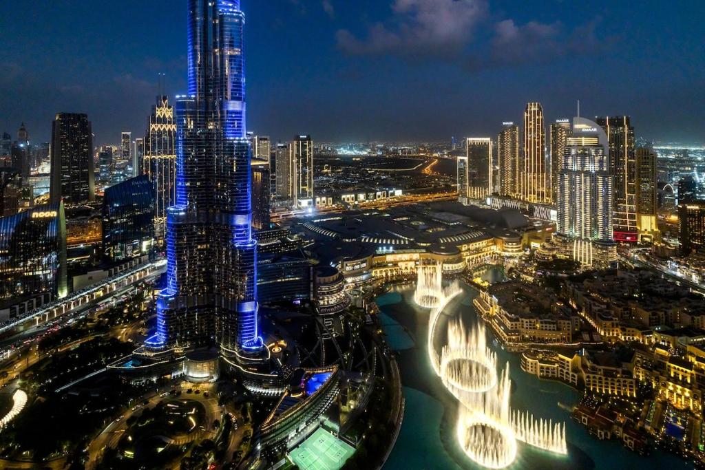 Full Burj Khalifa & Fountain View 60th Floor Sky Luxury 2BHK 4 mins ...