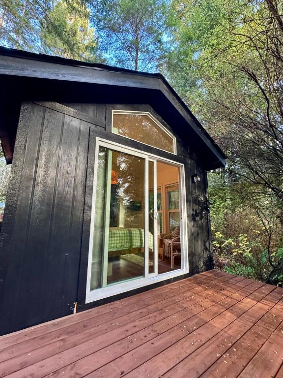 The Mossy Hideout Cabin, Klamath (bijgewerkte prijzen 2026)