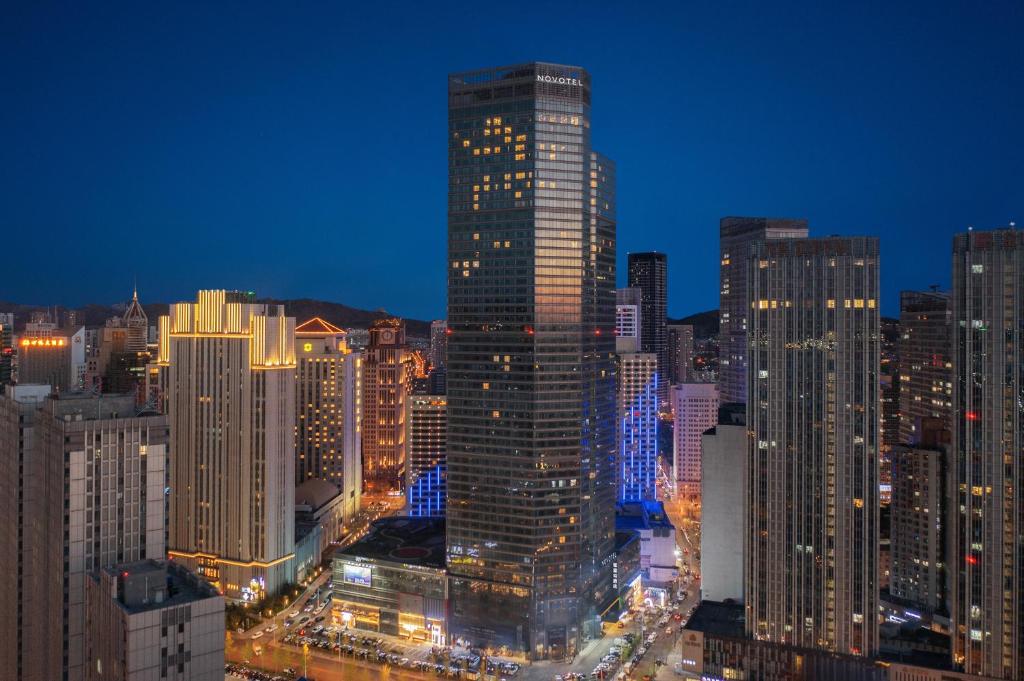 Novotel Dalian Zhongshan Square, Dalian (posodobljene cene za leto 2026)