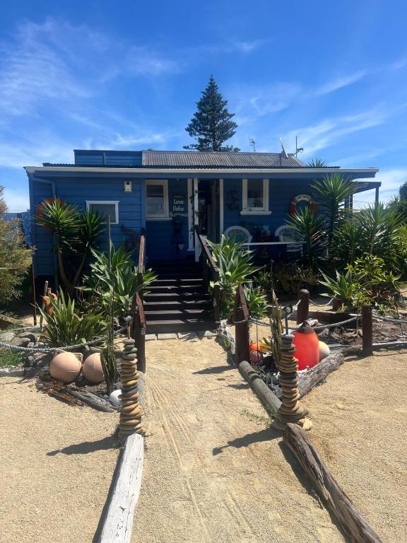 Foxton Rizz - the bachiest bach since 2025, Foxton Beach (posodobljene ...