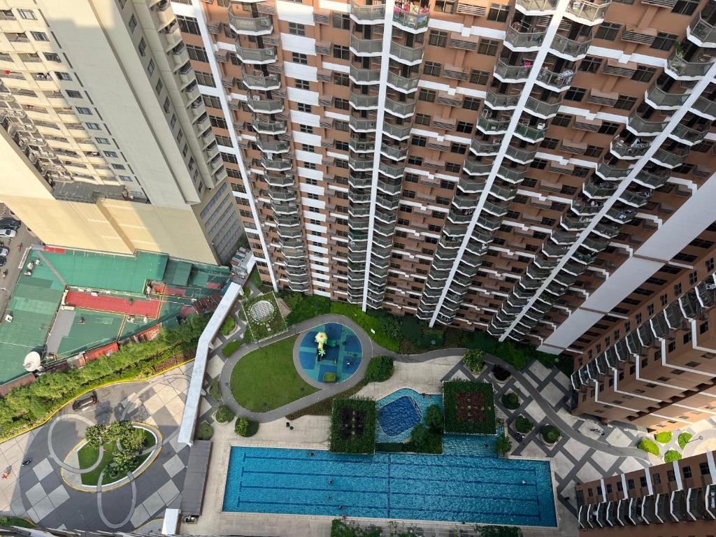 Bayfront Suite With 1 BR in Pasay With Free WiFi, Pool, Gym Near ...