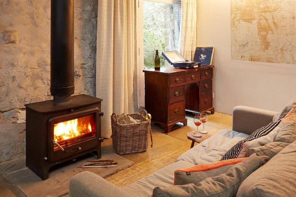 Magical Historic Barn Conversion, Bonsall (tarifs actualisés, 2026)