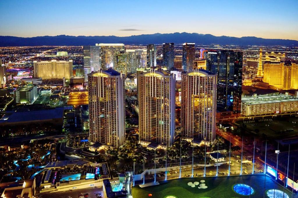 Private High floor MGM Signature Towers, Las Vegas (precios ...