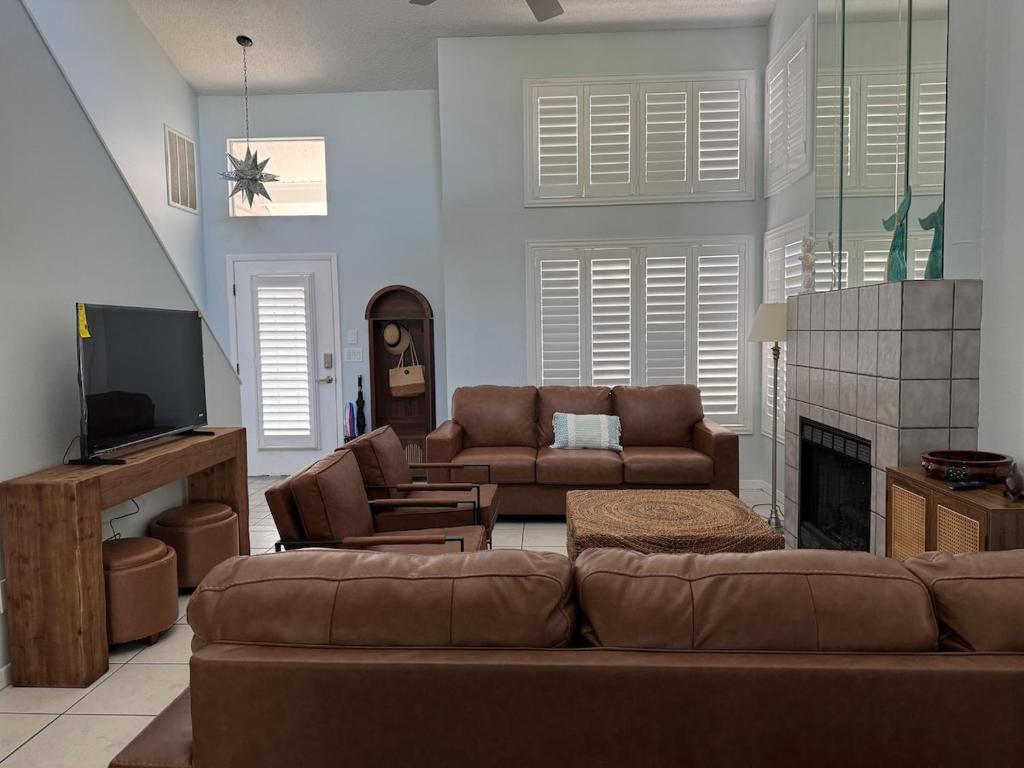 Indian Rocks shaded Retreat, walk or bike to Beach, Largo (tarifs ...