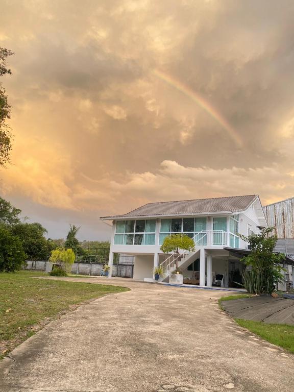 Home stay, Bang Lamung (preus actualitzats el 2026)