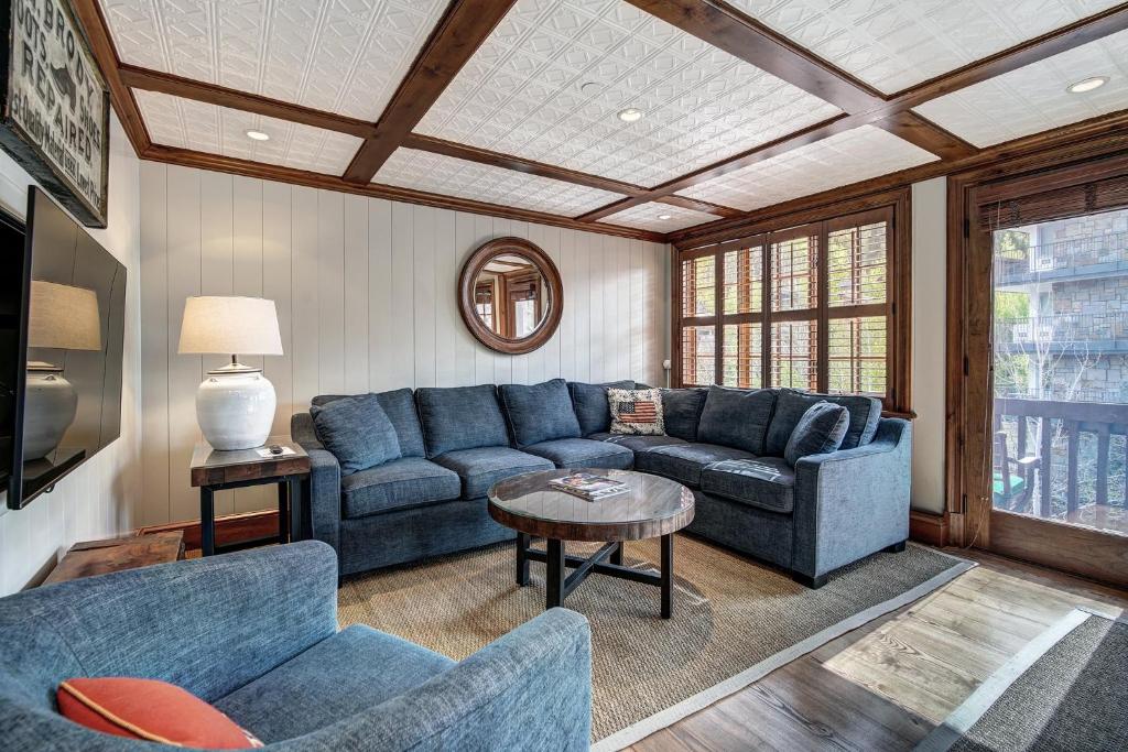 Lodge at Vail, A RockResort by Vail Resorts, Vail (updated prices 2026)