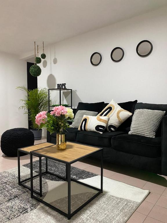 Habitaciones estadios maravillas, San Aparicio (harga dikemas kini 2026)