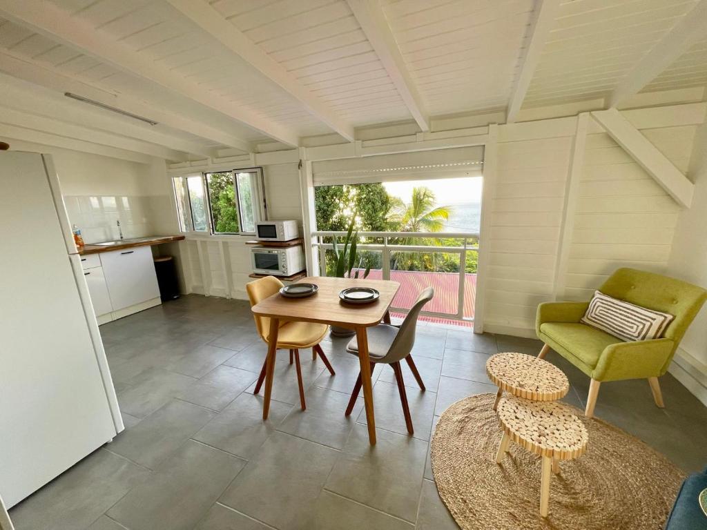 ti paradis-Appartement vue mer, Îlet à Christophe (tarifs actualisés, 2026)