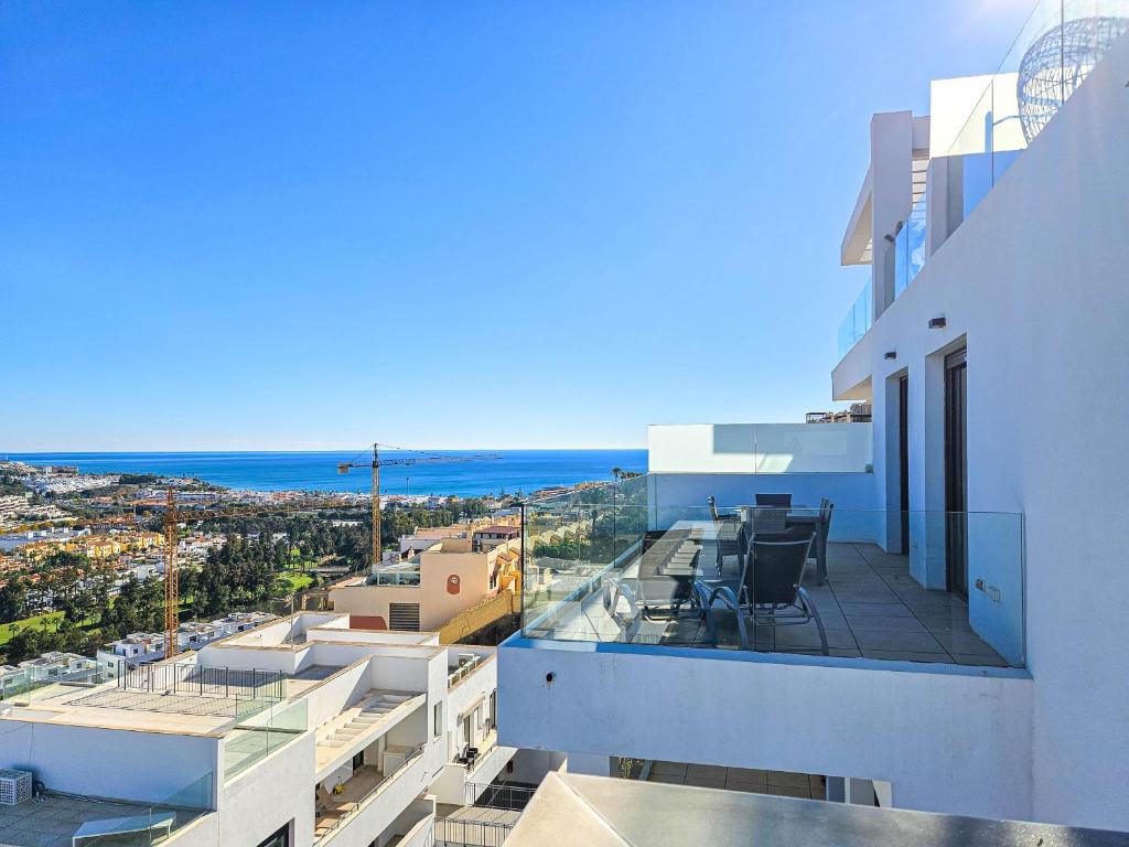 Casa Banderas Two bedroom mountain & sea view apartment Near La Cala de ...