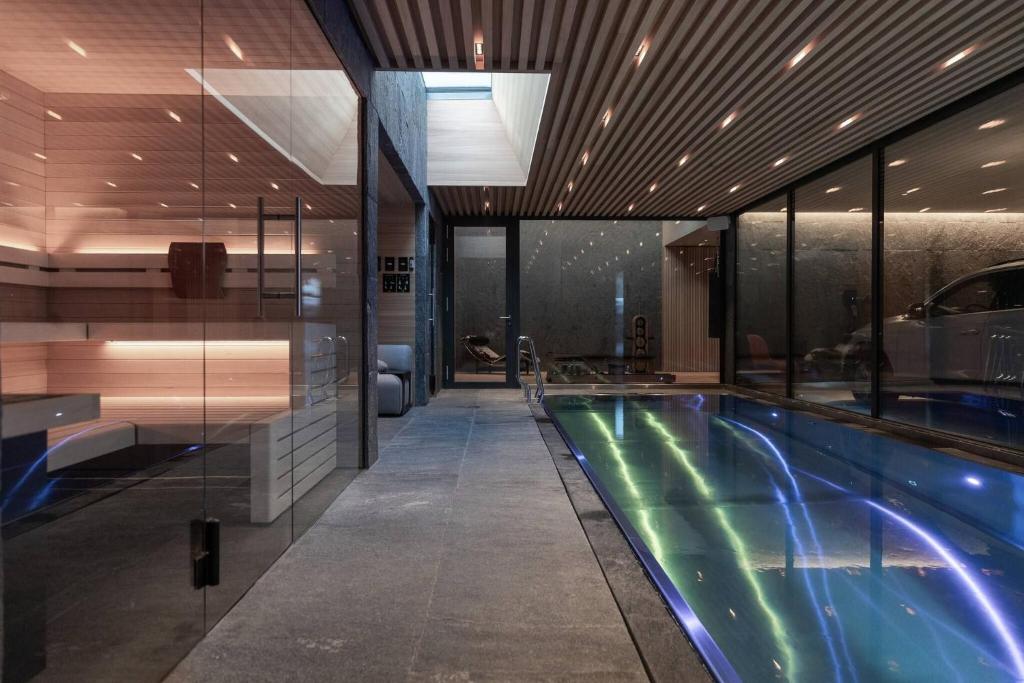 Luxurious Villa Retreat with Private Pool in Sankt Moritz, Sankt Moritz ...