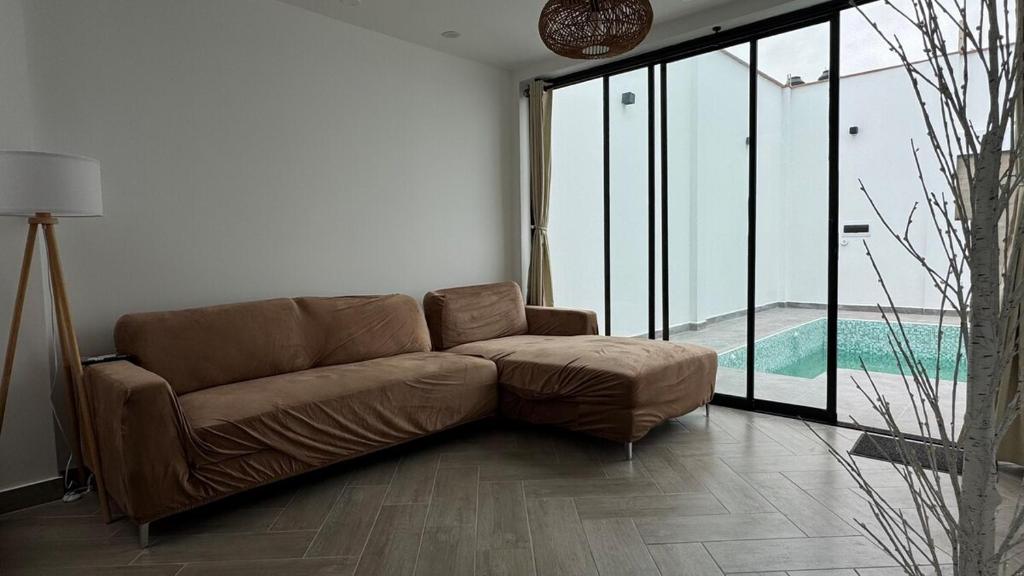 Casa de estreno en Playa Los Lobos - Cerro Azul, Cerro Azul (precios ...