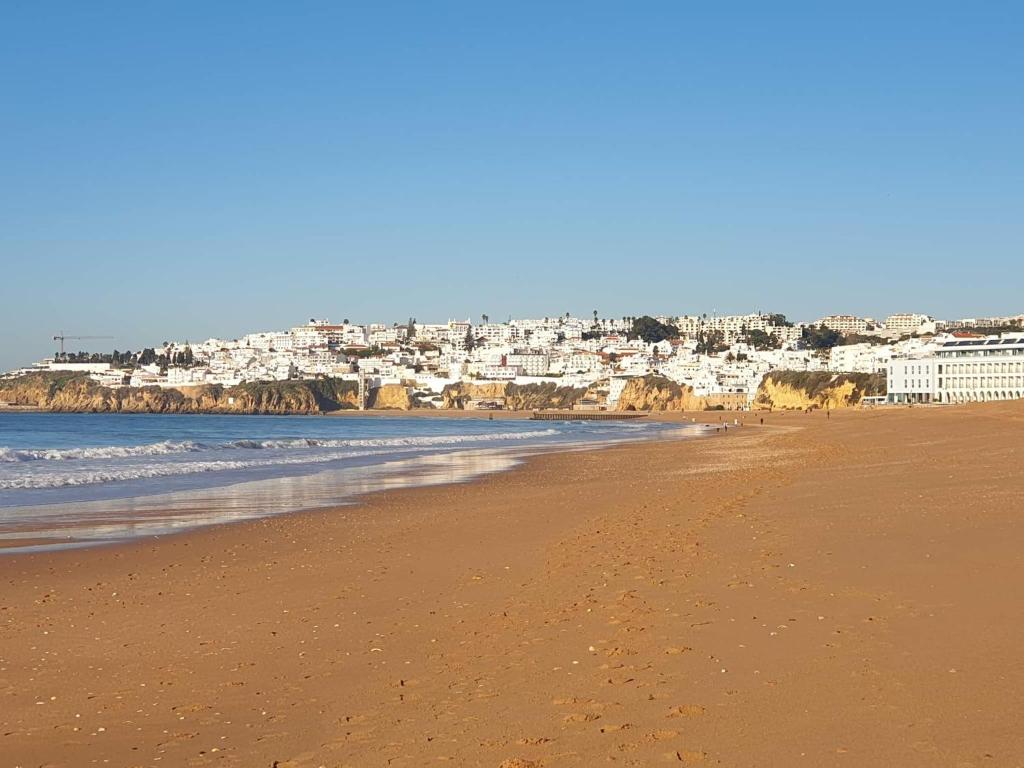 Casa da Porta da Praia - 3 Bedroom Castle Wall House, Albufeira ...