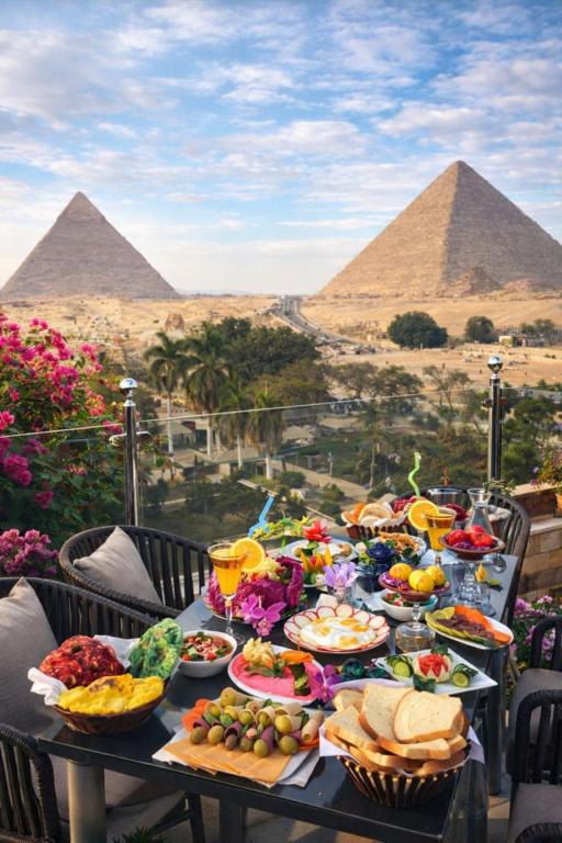 Sky Pyramids View Inn, Cairo (updated prices 2026)