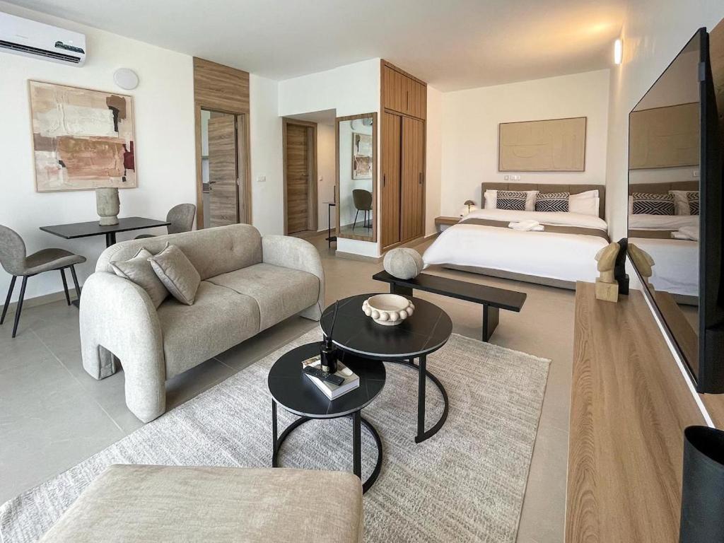 Abidjan plateau, Adjamé (оновлені ціни на 2026 рік)