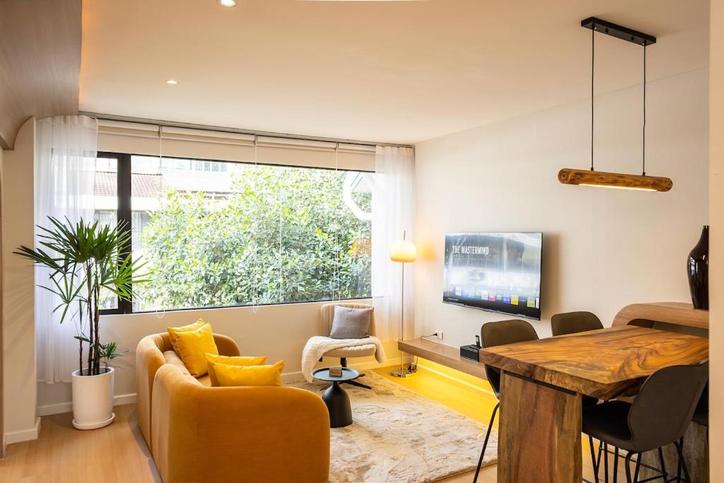 2 Bedroom for 4 Guests Private at Center Sathorn, Bangkok (2026 ...