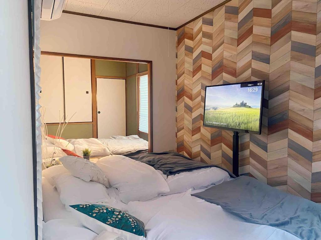 A 10-minute express train to Ikebukuro, a private house for rent, in ...