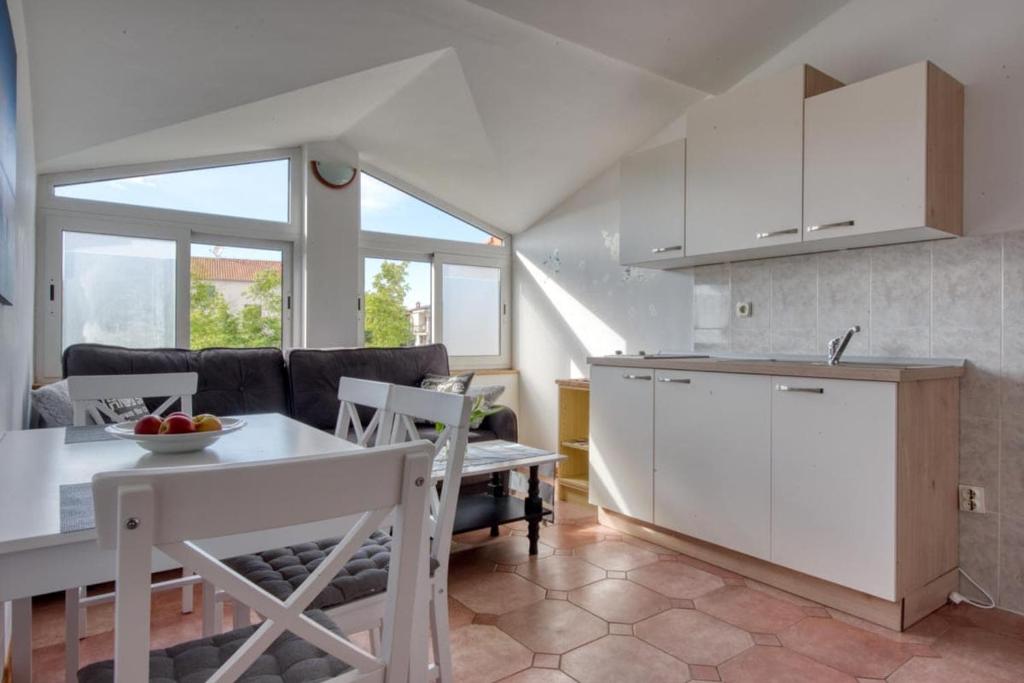 First-class apartment Gašpar 3 near the beach, Rovinj (precios ...