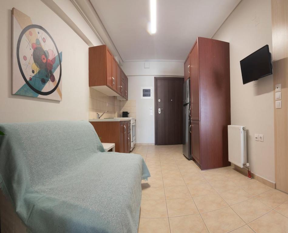 Comfortable and with a large balcony, Chalkida (preços atualizados para ...