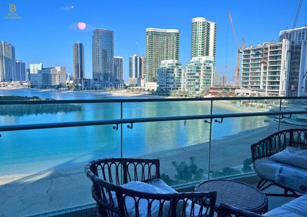 Sunlit Sea Breeze 2BR Retreat, Abu Dhabi (updated prices 2026)