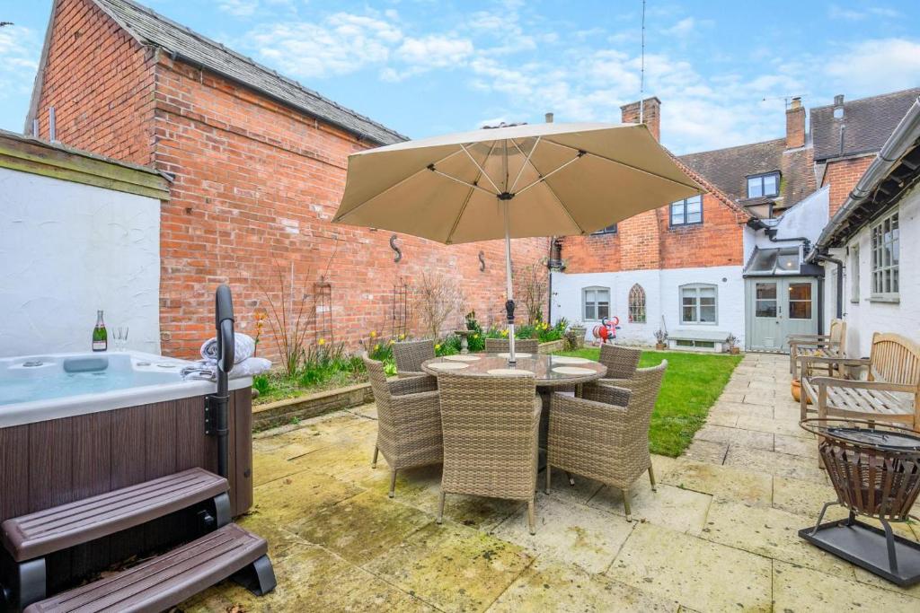 4 Bed in Alcester oc-s30997, Alcester (updated prices 2026)