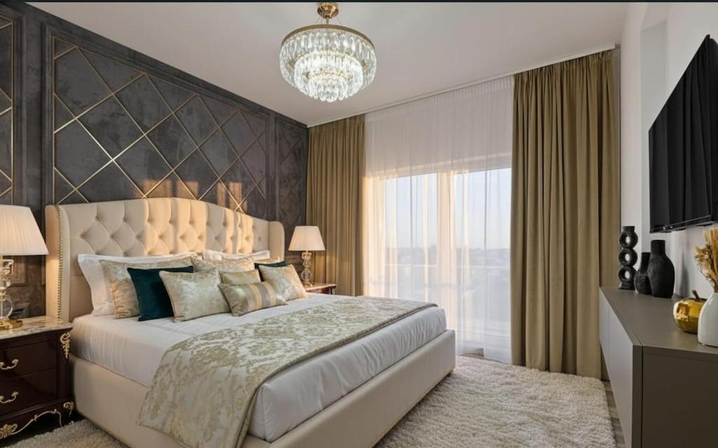 Vespera Capitalis - The city becomes luxury, Boekarest (bijgewerkte ...