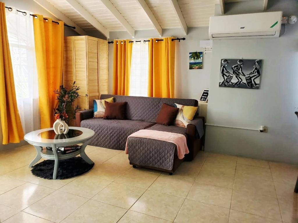 2BR Suite Escape to Florence Hall, The Rock (prezzi aggiornati per il 2026)