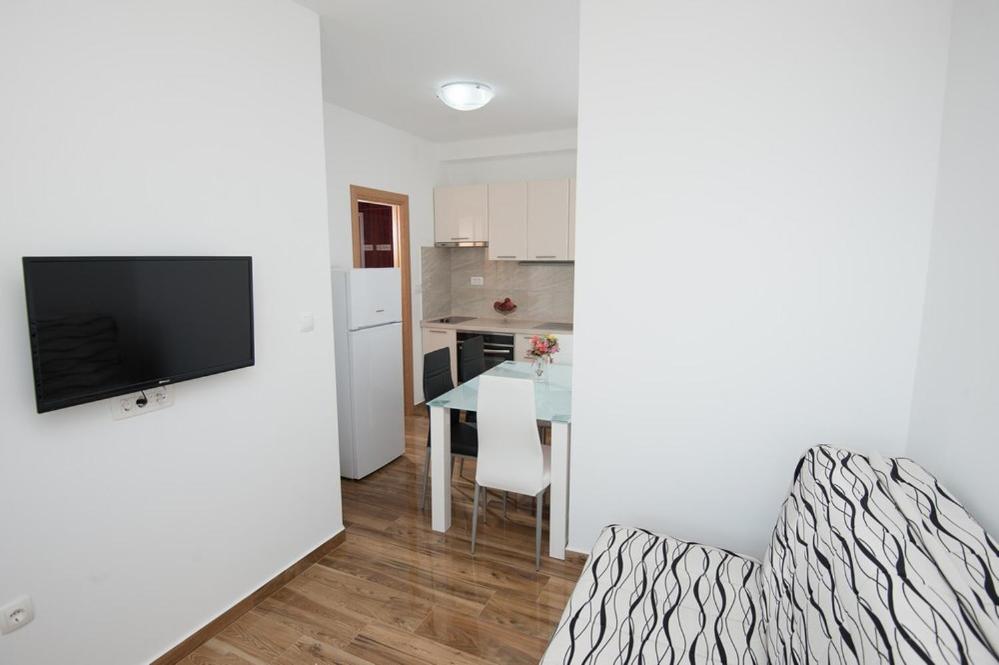 Apartmani Ivo I, Razvala (precios actualizados 2026)