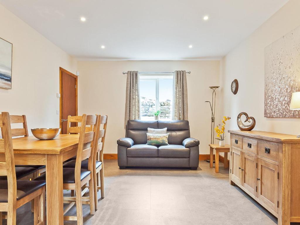 Pier Cottage, Arnside (updated prices 2026)