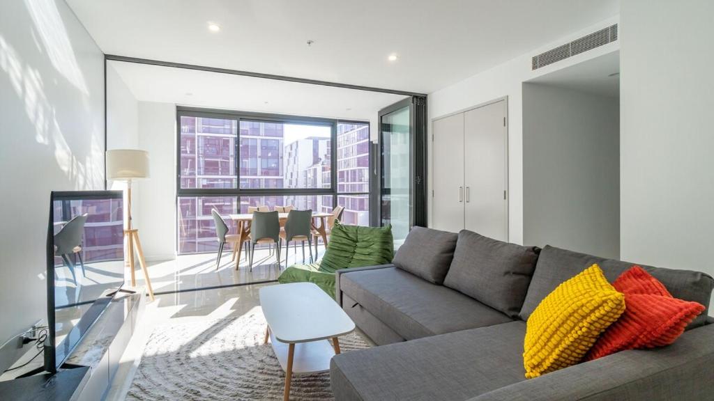 5 Min Walk Station Supermarket Pool GYM 1 Car, Sydney (tarifs ...